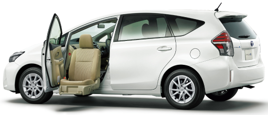 New Toyota Prius Alpha for handicapped photo, image, Front seat type ...
